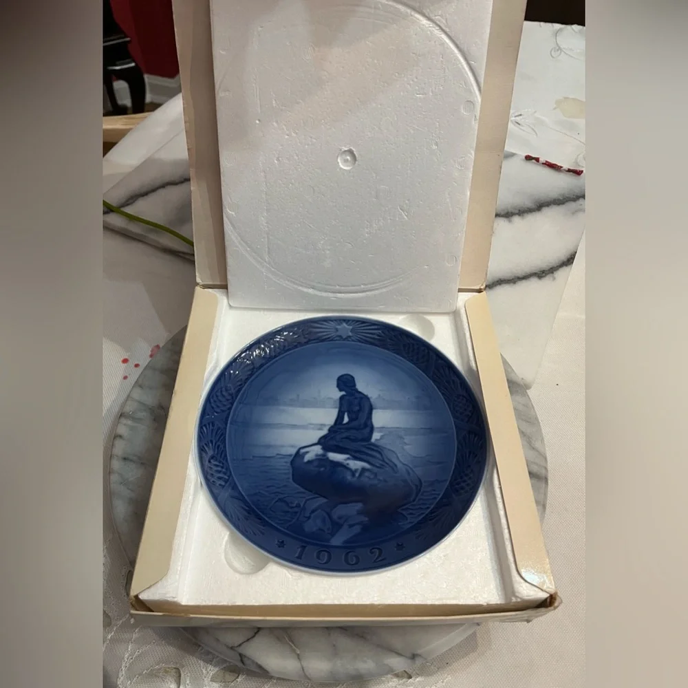 Royal Copenhagen | Accents | Rare 962 Royal Copenhagen Christmas Plate ...